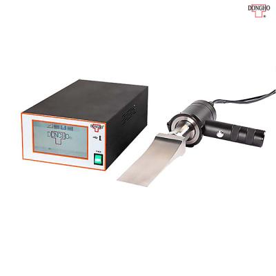 China Digital 20khz Portable Ultrasonic Spot Welding Machine For Plastic for sale