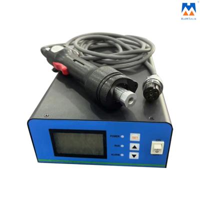 China Handheld 35KHz Ultrasonic Spot Welder 300W For Packaging Welding for sale