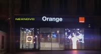 China Transparent LED Display Shinning for Orange France 85% Light Go Through Vivid Color for sale