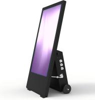 China 55inch Outdoor LCD Portable Display With Battery 2000nit High Brightness for sale