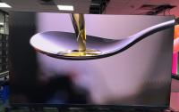China COB LED Poster Display with Flip Chip on Board Technology, 16-bit Processing, and Front Service Maintenance for Indoor Advertising for sale