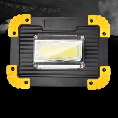 China Round Outdoor COB Rechargeable Camping Lights 100W 110V-220V for sale