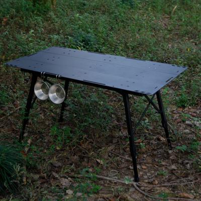 China Aluminum Tactical Lightweight Camping Table 200 Lbs For Outdoor Cooking Dining for sale