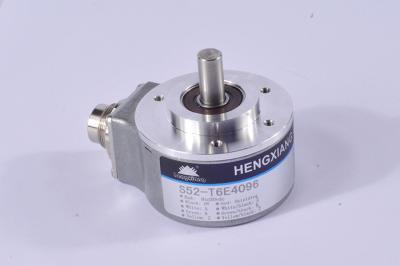 China Solid Shaft Heavy Duty Encoder S52 Rotary Encoder 2048 ppr ABZUVW Phase 4 Poles IP66 for sale
