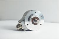China ABZUVW Signal Servo Motor Encoder , S52 Optical Motor Shaft Encoders 5000 Resolution for sale