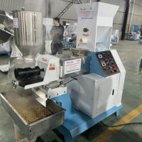 China Automatic Dry Type Fish Feed Extruder Machine 50-2000kg/h Capacity with 5.5-160KW Power for sale