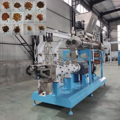 China Wet Type Twin Screw Feed Extruder Machine 40-5000kg/h Capacity with 1-20mm Adjustable Screw Diameter for sale