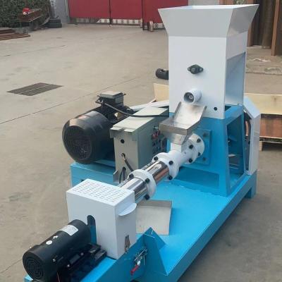 China Dry Type Fish Feed Extruder 50-2000kg/h Capacity 220V-440V Single Double Screw for sale