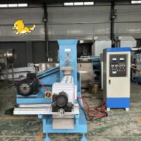 China Screw Feed Extruder 5.5-132kW for Pet Food Production with 40-2000kg/h Capacity for sale