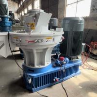 China Biomass Briquetting Machine 200-500kg/h Producing 50mm Hexagonal Briquettes 4800Kcal/kg for sale