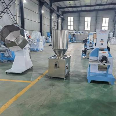 China 132kW Digital Temperature Control Dog Feeder Extruder 220V/380V 40-2000kg/h Capacity for sale