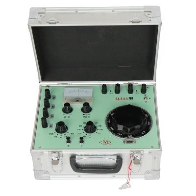 China GDZX QJ57 Double Arm Kelvin DC Bridge 0.05 Class 1111.1 Ohm Low Resistance Measuring for sale