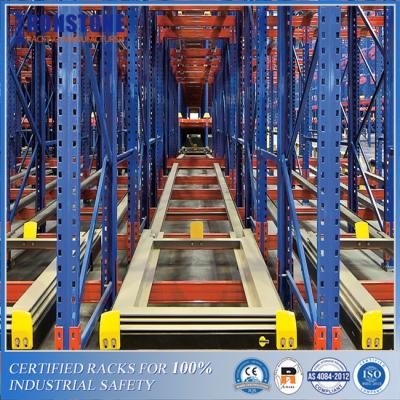 China Heavy Duty Gravity Push Back Rack System - High-Density Storage for Multiple SKUs with 85% Space Utilization for sale