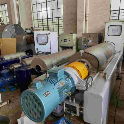 China LW 110kw Scroll Tar Cleaning Clarification Solid Liquid Separation Dual Phase Steel 2205 Decanter Centrifuge for sale