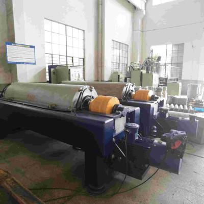 China 132kW Decanter Centrifuge 1000mm Bowl 1500rpm for Drilling Mud Oil Sludge Dewatering for sale
