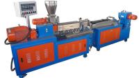 China Twin-Screw Extruder Gearbox Mini Plastic Granulator for sale
