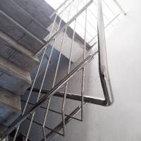 China Mirror Finished AISI 201 304 316 Stainless Steel Inox Staircase Handrail with Custom PVD Coating for sale