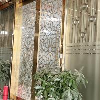 China PVD Color Stainless Steel Screen Partition Living Room Divider With Tempered Glass for sale