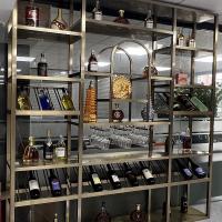 China AISI 201 304 316 Stainless Steel Screen Partition Titanium Gold For Interior for sale