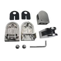 China Stainless Steel Square Glass Clamp for Railing and Balustrade with Corrosion Resistance for sale