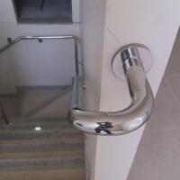 China SS304 SS316 Multi-Angle Adjustable Handrail Connector for Round Tubes for sale
