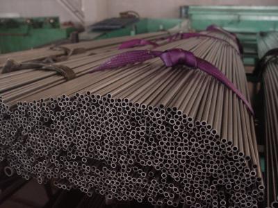 China Seamless Steel Tubes-Hot finished welded steel tubes BS6323-2 for automotive industry for sale