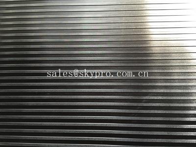 China Durable recycled Non -slip strip pattern rubber mats for playground / gym for sale