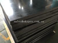 China Heavy duty non-slip rubber plate , plain and grip top shock absorption rubber mat roll for sale