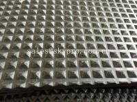 China Diamond and pyramid textured rubber car matting anti - skidding garage for sale