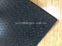 China Small Rice Pattern Rubber Mats Black Color Emboss Top , 1.5g/Cm3 Density for sale