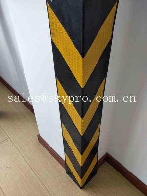China High Strength Sharp Rubber Corner Protector Reflective Rubber Column Wall Parking for sale