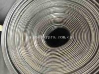 China Horse Cow Stable Safe Livestock Fine Ribbed Strips Rubber Mat Flooring Round Dot In Roll for sale