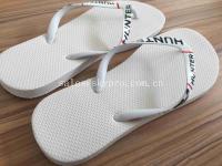 China Microcellular Molded Rubber Products Beach Anti - Slip Summer Slipper With Jelly Strap for sale