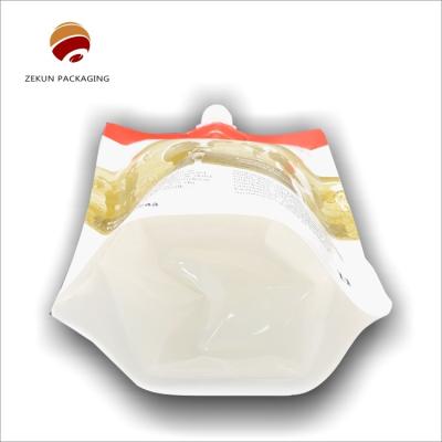 China Custom Reusable Liquid Spout Pouch Packaging Up to 10 Colors 100ml-2000ml for sale