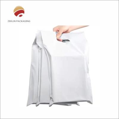 China Custom Waterproof Poly Mailing Bags with Strong Adhesive Seal for Clothing 30,000pcs MOQ for sale