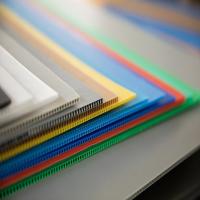 China Multi Colour Fluted PP Corrugated Plastic Sheet 0.118 Inch Thickness Leiser Board for sale