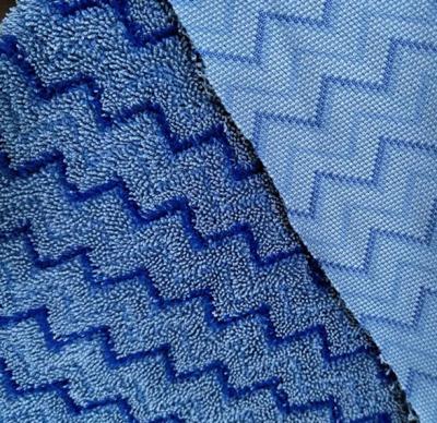 China Microfiber Blue Zigzag W Shape Warp 80/20 Mop Twisted Fabric 150cm Width 550gsm for sale