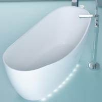 China Modern White Free Standing Bathtub With Center Drain Placement Customized Color for sale