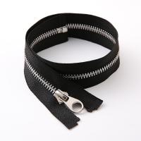 China Clothing Bags Metal Teeth Zipper 5# High Fashion Designs With Auto Lock Slider for sale
