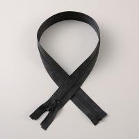 China Home Textiles #3 Nylon Teeth Zippers Reliable Closure Auto Lock For Security for sale