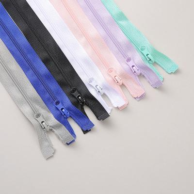 China Lightweight #3 Nylon Teeth Zippers Closed End Secure Closures Spiral Nylon Construction for sale