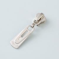 China Heavy Duty #5 Metal Zipper Wear Resistant Smooth Sliding Metal Zipper Head for sale