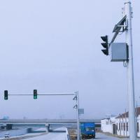 China 3mm Thickness Polygonal Traffic Light Pole Hot Dip Galvanized With Astm A 123 for sale