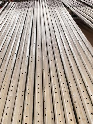 China Octagonal Shaped Bituminous Paint Metal Electric Pole 25ft High 2.5mm Thick Q345 for sale