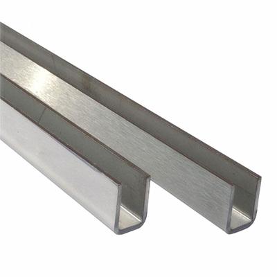 China 300 Series Stainless Steel Strut Channel C Shape 24 Gauge Thermostability Custom Sizes for sale