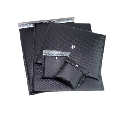 China Custom Matte Black Bubble Padded Poly Mailers With Snap Button Closure for sale