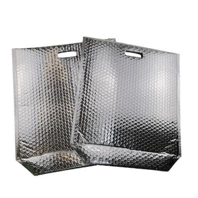 China Insulated Aluminum Foil Matte Glamour Bubble Mailers Thermal Food Delivery Takeout Bag With Handle for sale