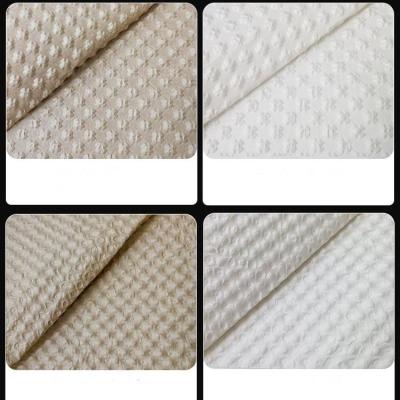 China Recyclable Embossed Paper bubble polymailer Padded Bags Sustainable for sale