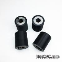 China Homag 2007111280 2-007-11-1280 Rubber Infeed Roller 12X33X40mm for Homag edgebander for sale