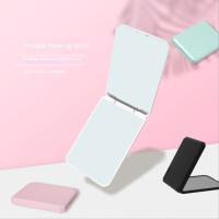 China Adjustable Compact Lady Dressing Mirror with Heart-Shaped LED Light and Custom Design for sale